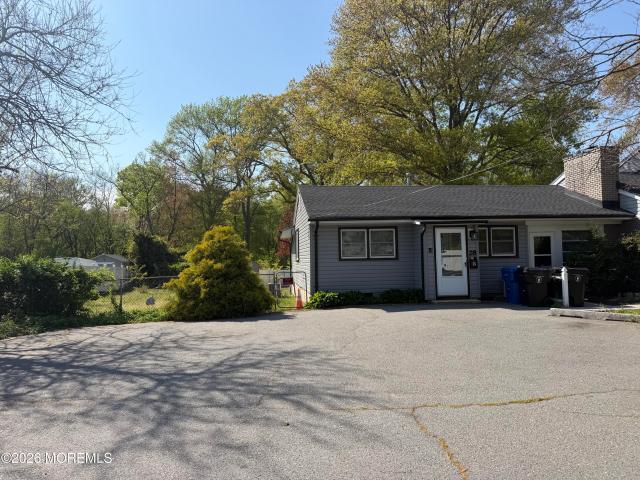 28 New Monmouth Road Unit 2