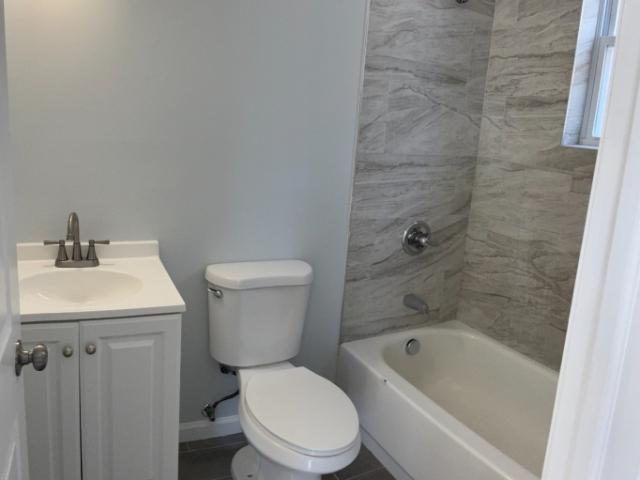 28 Niles St