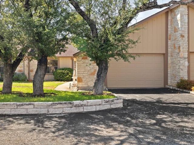 28 Oaks Pl, Lago Vista, TX 78645