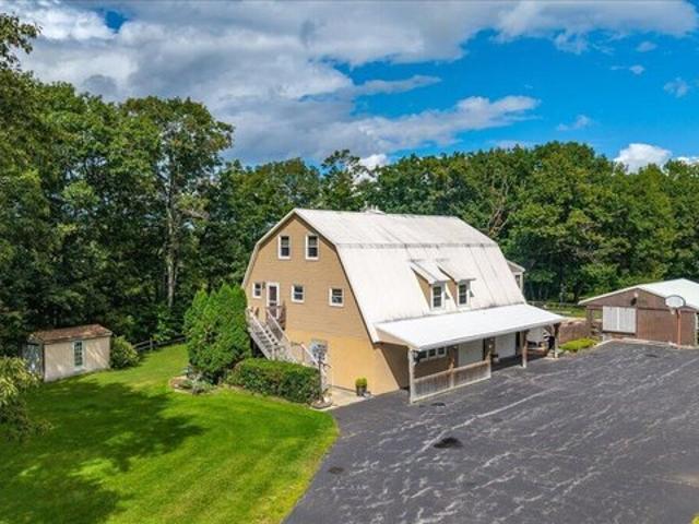 28 Overlook Ln, East Berne, NY 12059