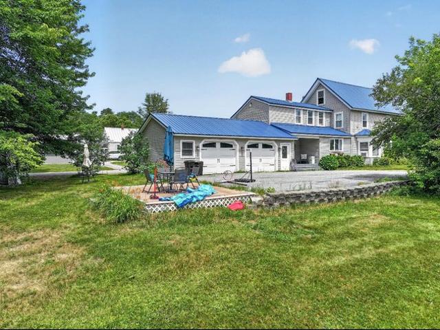 28 Park St, Lisbon, ME 04250