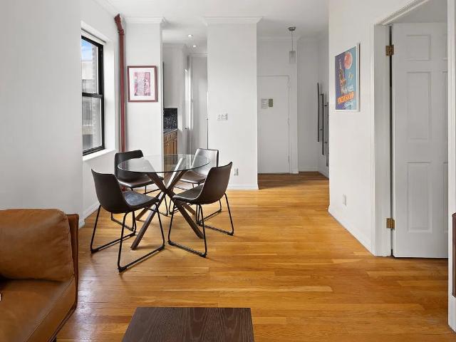 28 Perry Street 4R