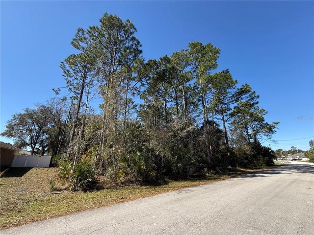 28 Phoenix Ln, Palm Coast, FL 32164 | Compass