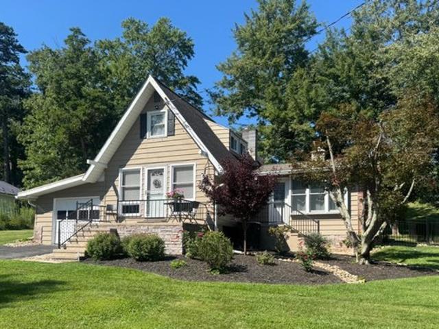 28 Pine Way, Fayetteville, PA 17222