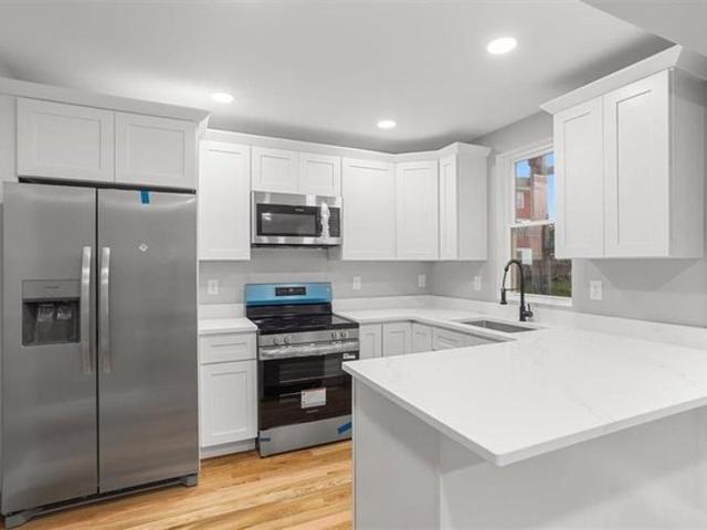 28 Potters Ave, Providence, RI 02905