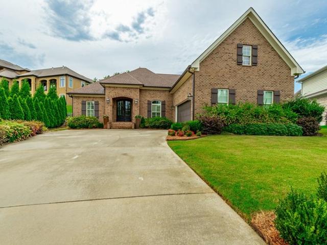 28 Rain Dance Cir, Ringgold, GA 30736