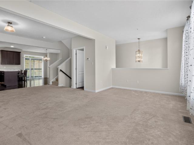 28 Remington Dr