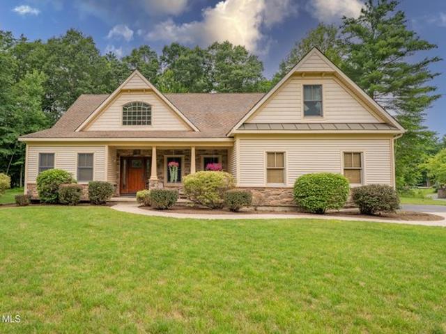 28 River Crest Rd, Gansevoort, NY 12831