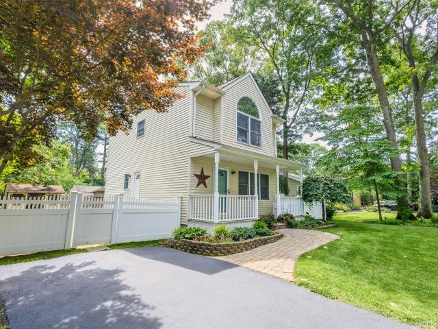 28 Roanoke Road