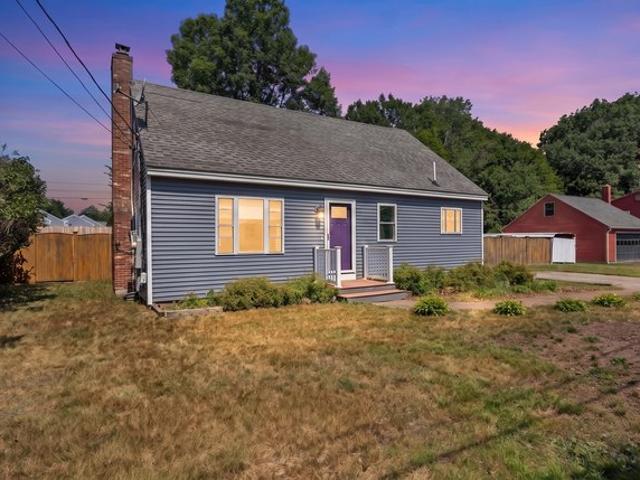 28 Rosewood Cir, Sanford, ME 04083