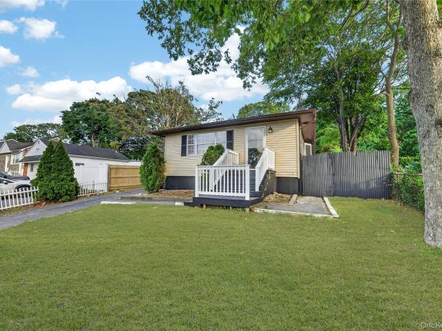 28 Roslyn Avenue