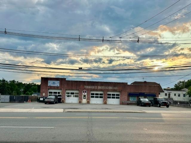 28 S Livingston Avenue