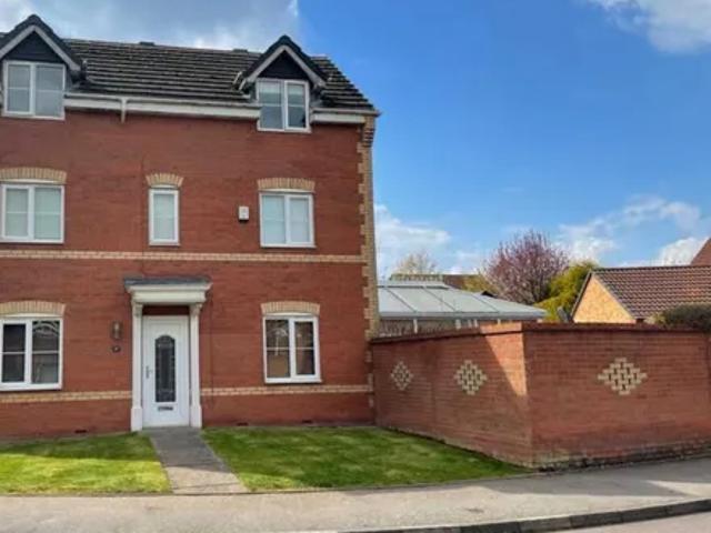 28 Scarecrow Lane, Little Sutton, B75 5TU, United Kingdom | 4 bed house for rent #140226801 | Rentberry