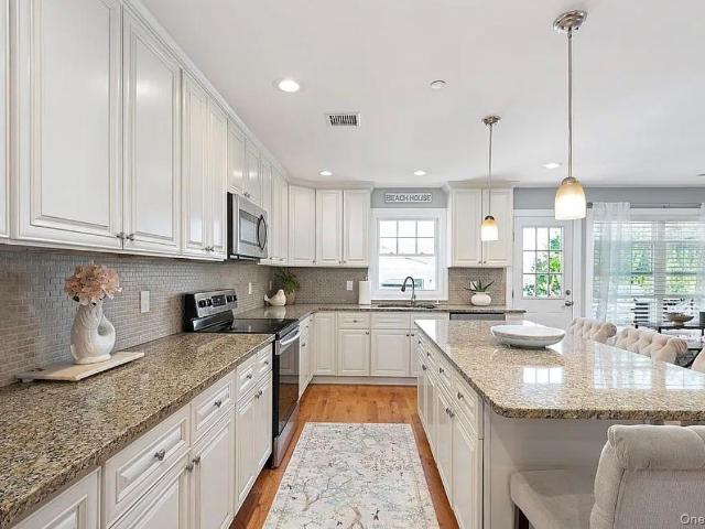 28 Sagamore Road