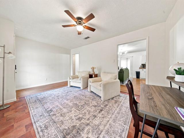 28 Sallisaw Circle