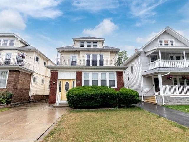 28 Shoreham Pkwy, Buffalo, NY 14216