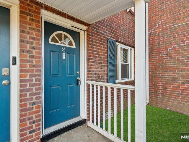 28 Sheffield Avenue # G6