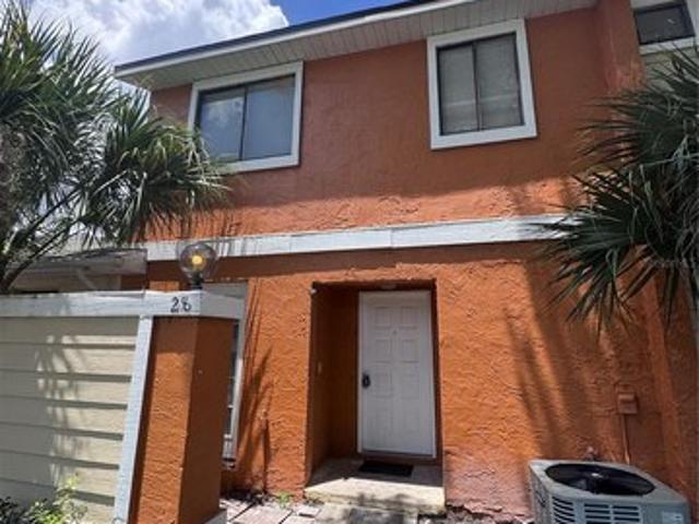 28 Silver Falls Cir, Kissimmee, FL 34743