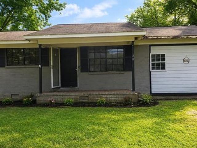 28 Sivley Dr, Falkville, AL 35622
