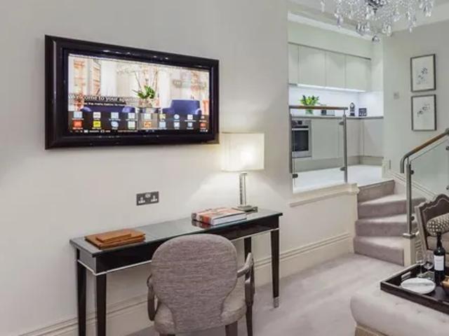 28 Sloane Gardens, London, SW1W 8DJ, United Kingdom | 2 bed apartment for rent #167725211 | Rentberry