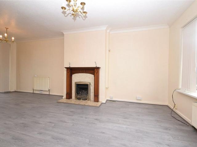 28, Springfield Avenue, Morley, Leeds, West Yorkshire, LS27 9PW