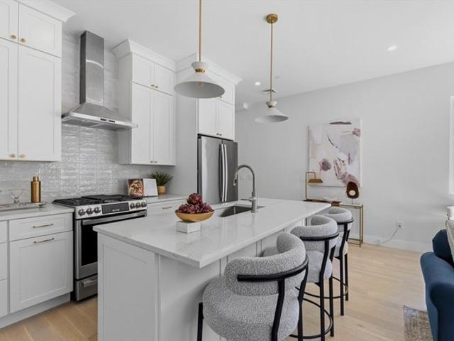 28 Swan Ave Unit 1, Boston, MA 02128