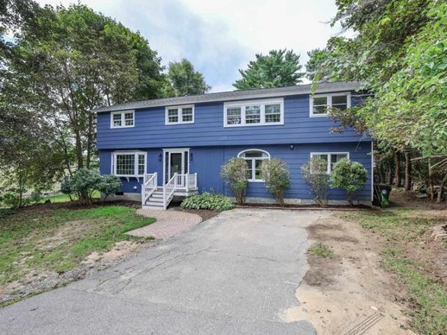 28 Swan Ave, Bedford, NH 03110