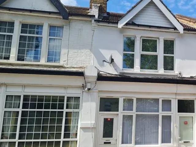 28 Station Road, London, W7 3JE, United Kingdom | 2 bed apartment for rent #140654876 | Rentberry
