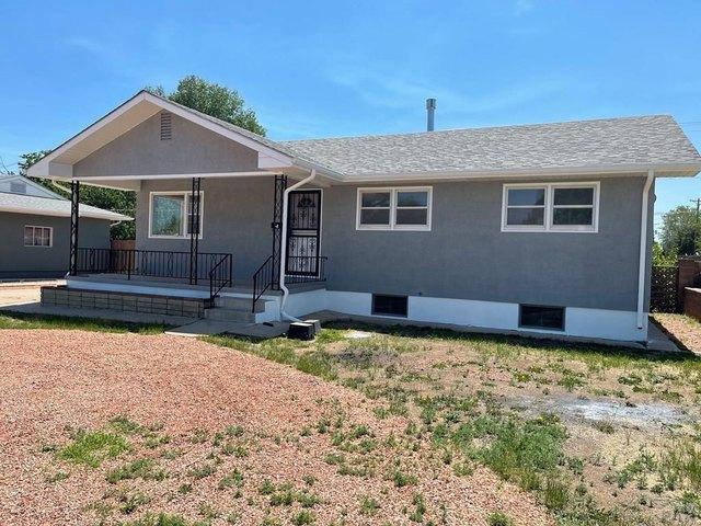 28 Stanford Ave, Pueblo, CO 81005
