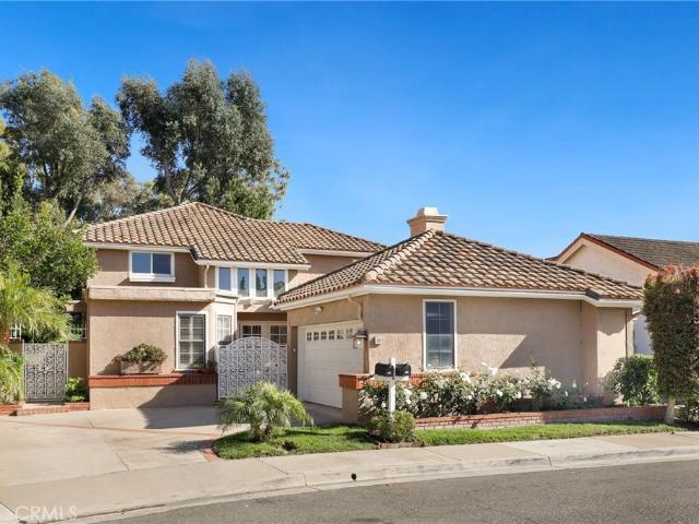 28 Starlight, Irvine, CA 92603 | MLS #OC26068 | Compass