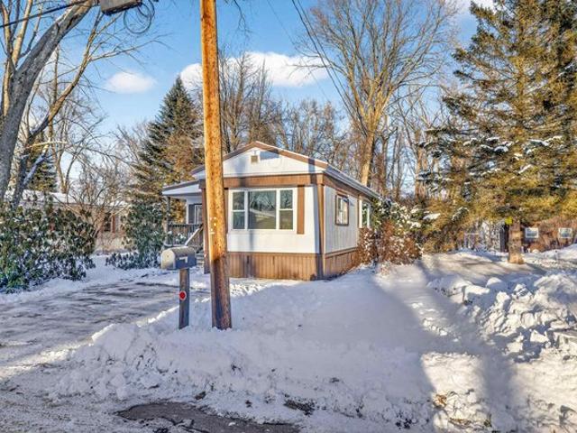 28 Stevens Dr, Concord, NH 03301