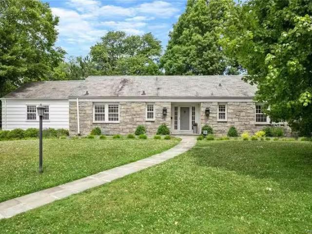 28 STRATTON RD, SCARSDALE, NY 10583 Single Family Residence Fo.