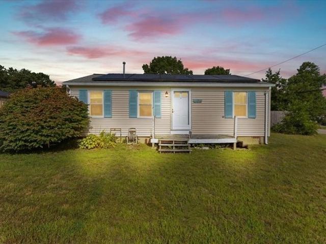 28 Sunset Blvd, Wareham, MA 02538