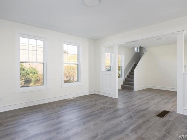 28L Olean Street