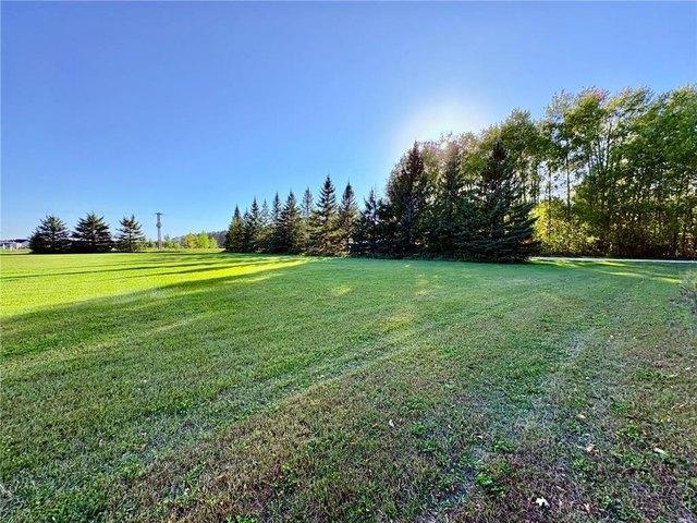 28th St NW, Baudette, MN 56623