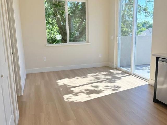 28THST/37THAVEDUPLEX 2 Bedroom Apartment for Rent at 5895 5895 28th St. & 2811 37th Ave Sacramento, CA 95824