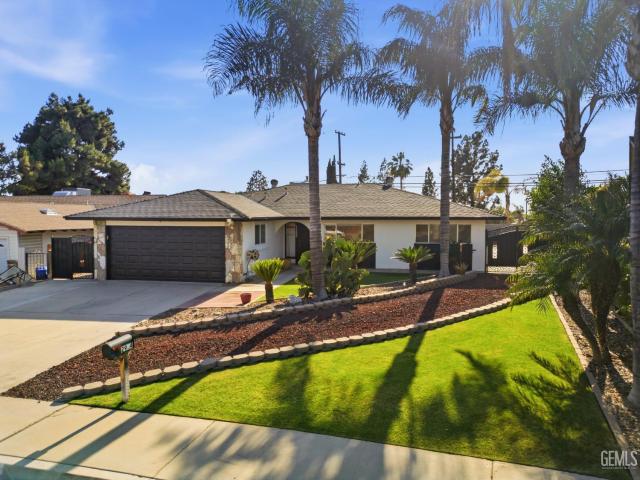 2904 Maywood Drive