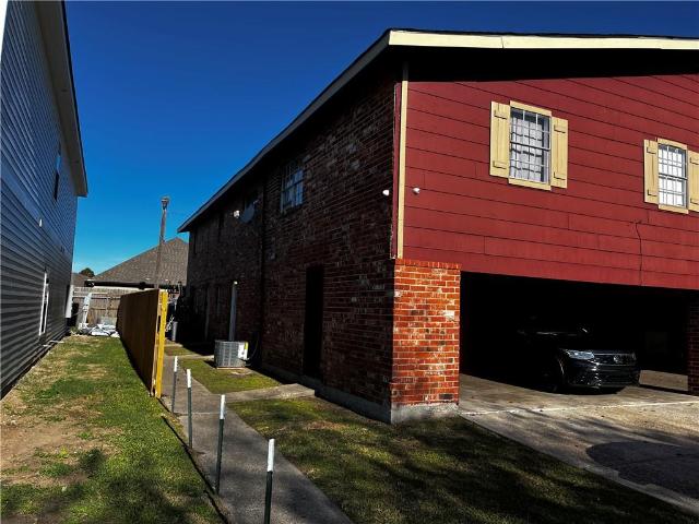 2904 N Monterey Ct, Gretna, LA 70056 | MLS #2534 | Compass