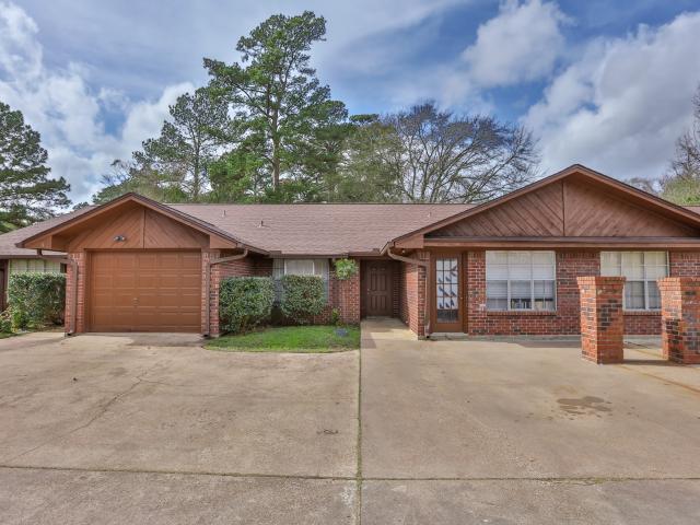2904 Old Houston Road 1