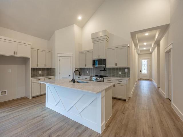 2904 Hiawatha Trail