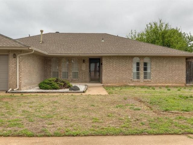 2904 Shadybrook Dr, Oklahoma City, OK 73110
