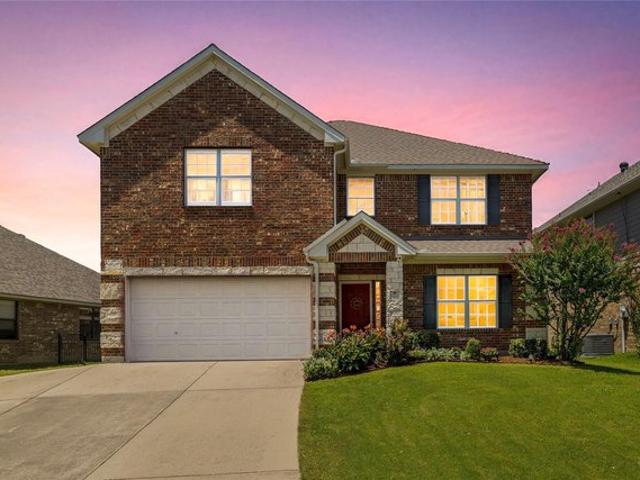 2904 Shoreline Dr, Burleson, TX 76028
