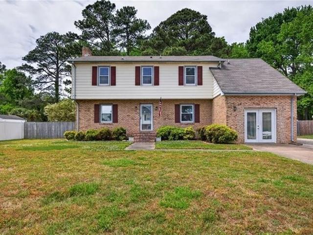 2904 Sir Walter Cres, Chesapeake, VA 23321