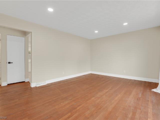 29050 Edgewood Drive