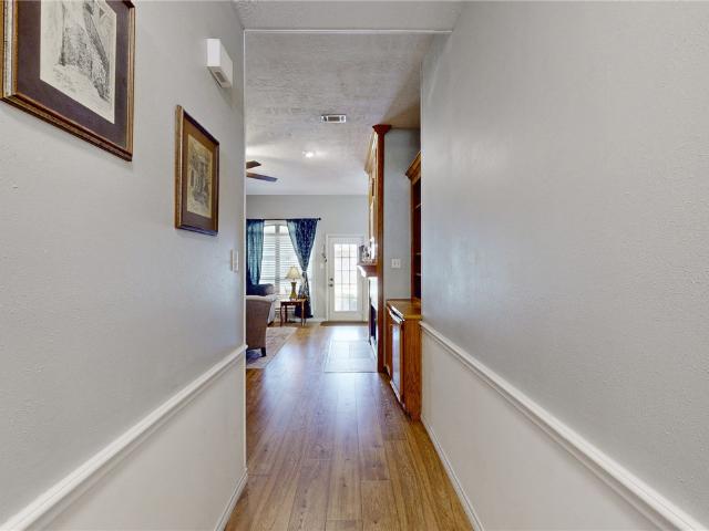 2905 Mirrormere Circle