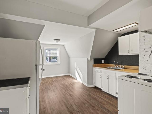 2905 N Centre Street