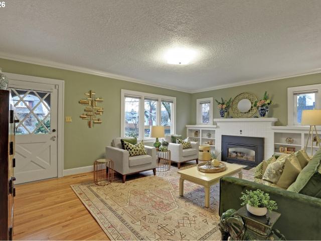 2905 NE 46TH AVE