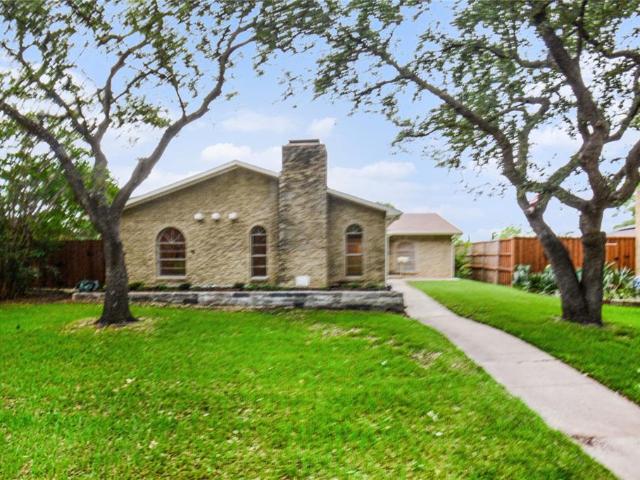 2905 Arcadia Lane