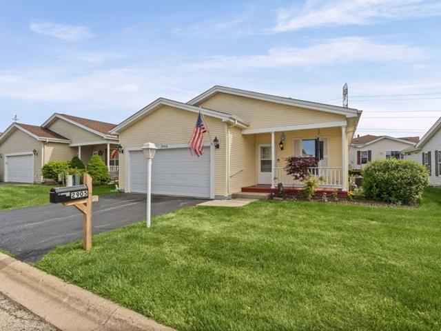 2905 Buckskin Ln, Grayslake, IL 60030