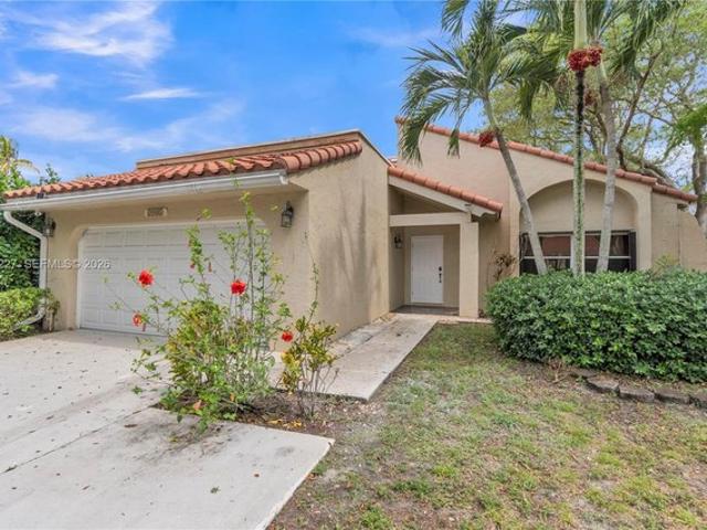 2905 Begonia Way, Cooper City, FL 33026